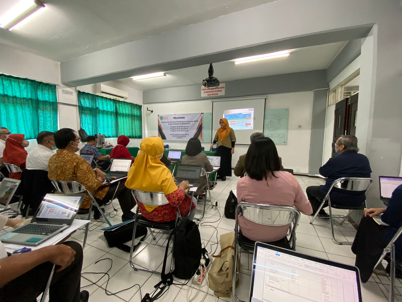 Workshop Penyusunan RPS dengan Pendekatan OBE – FEB UNAS